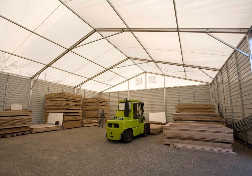 TEMPORARY STORAGE STRUCTURES - Instant Space